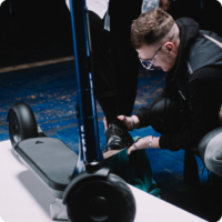 Äike T - The First Electric Scooter With USB-C Charging